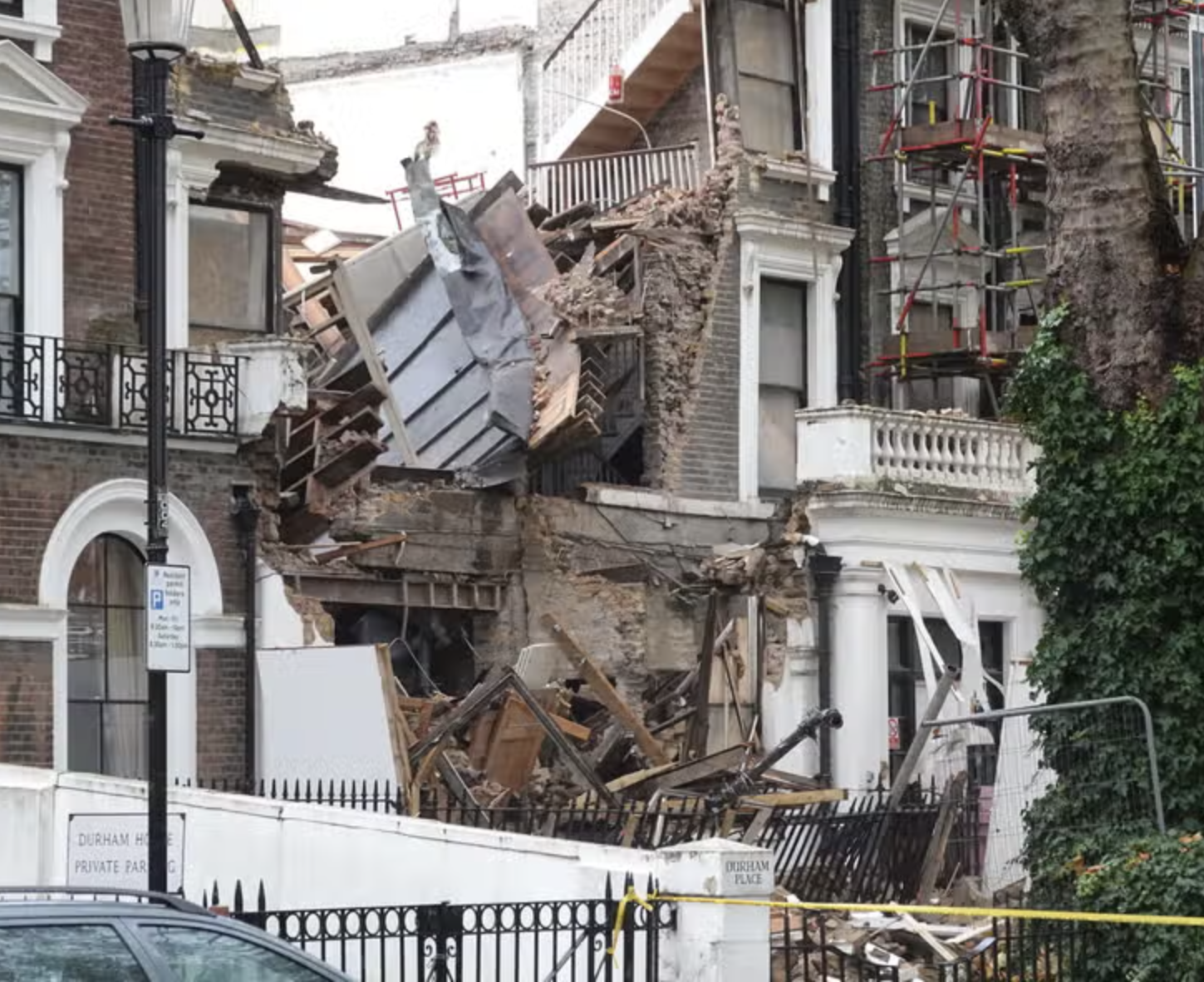 Structural Failure: Terrifying Times Places Collapsed | eBaum's World