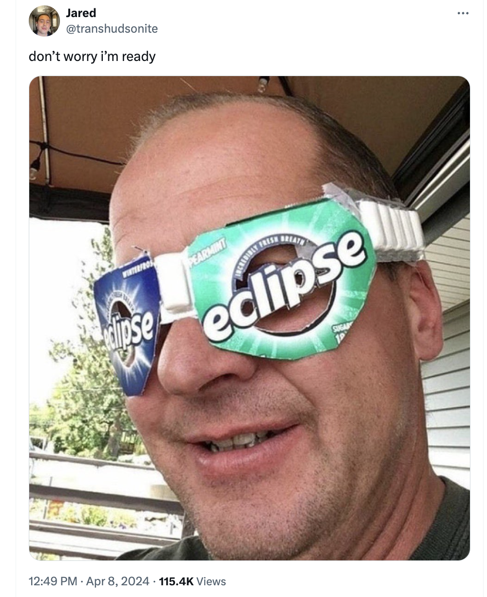 21 Memes and Reactions to the Solar Eclipse | eBaum's World