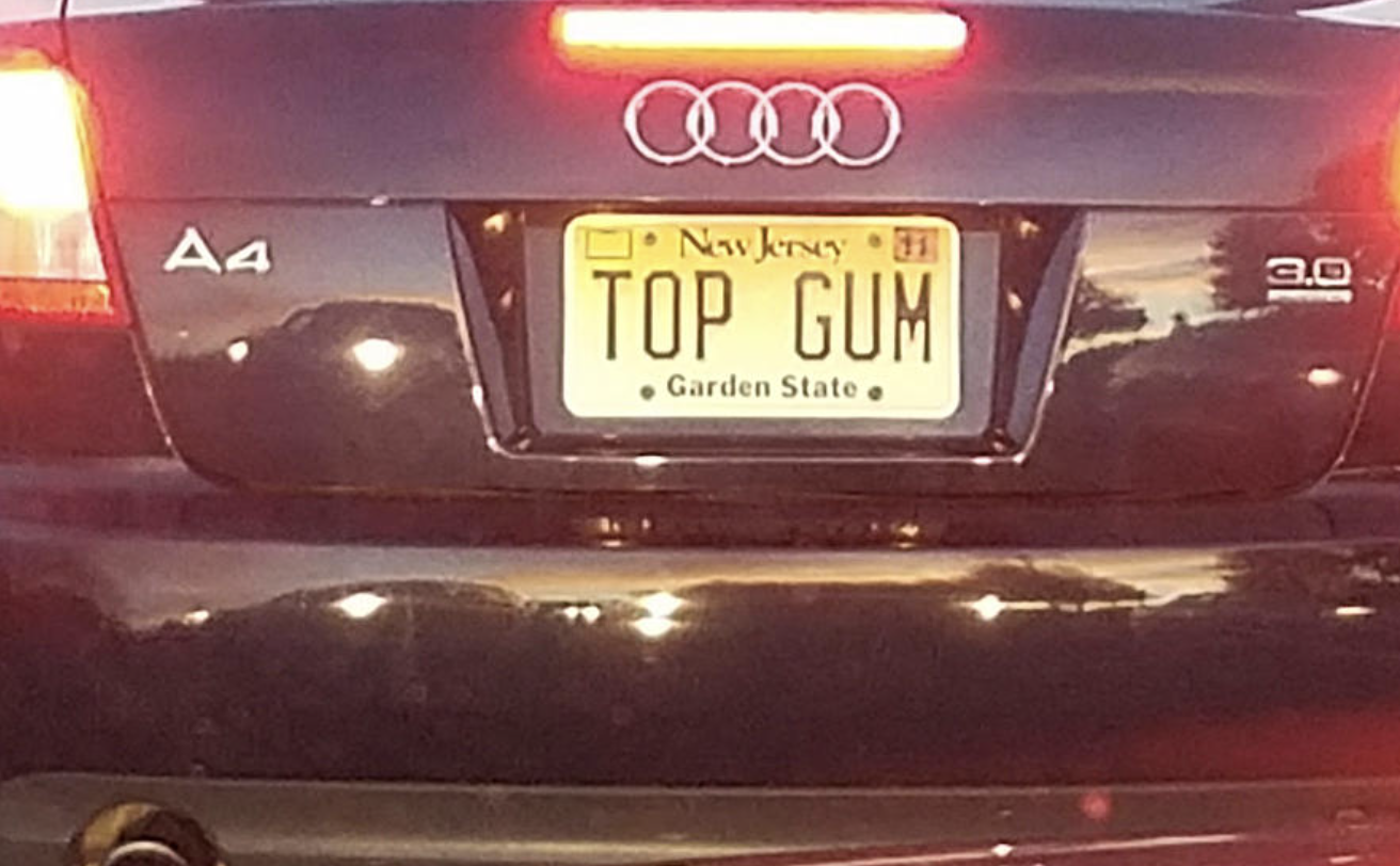 23 Funny License Plates That Make Driving More Fun | eBaum's World