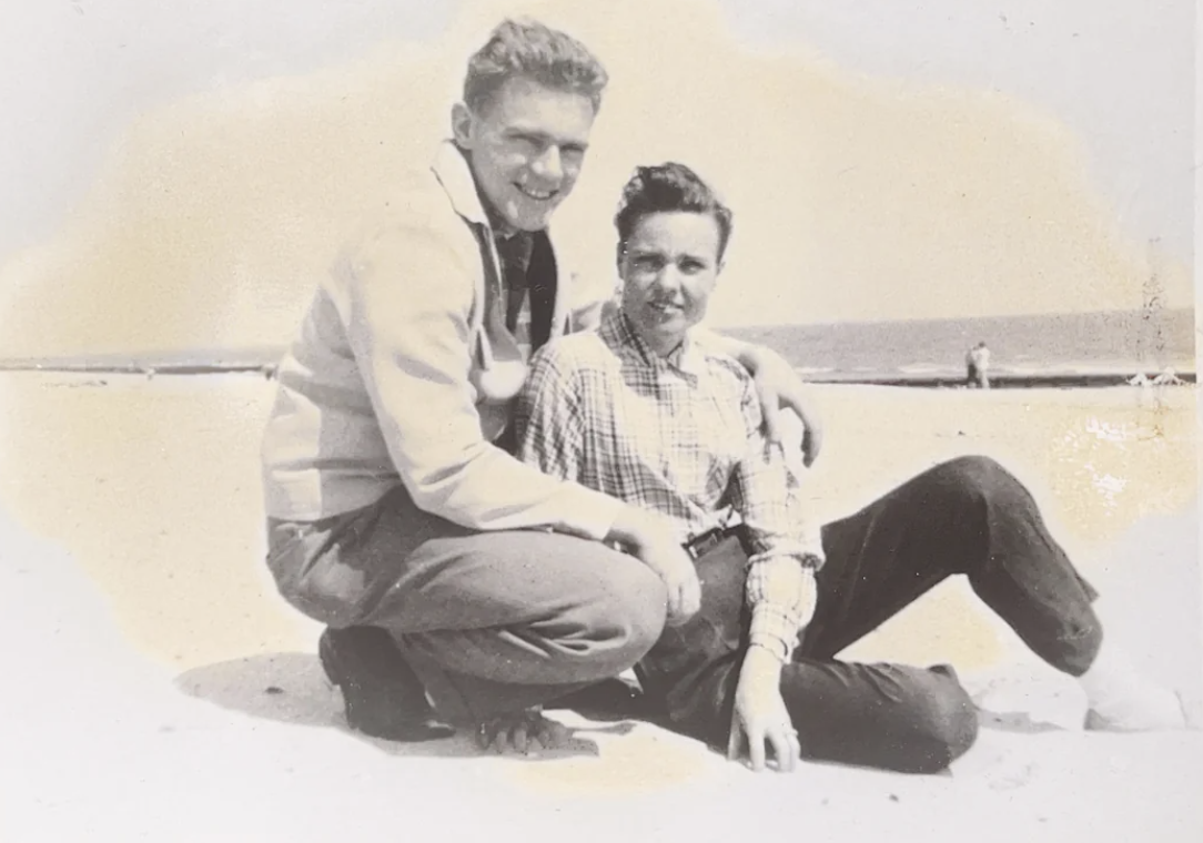 31 '50s Beach Pics to Kick Off Memorial Day Weekend | eBaum's World