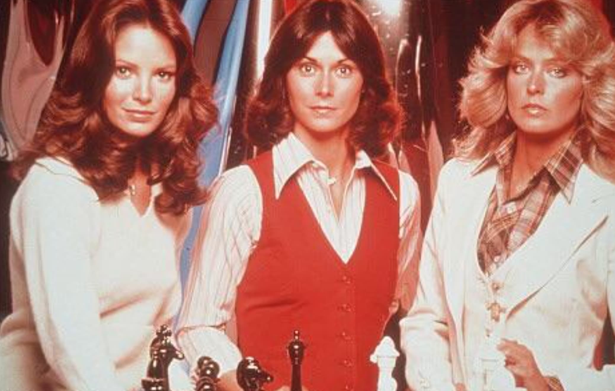 23 Old-School Photos From the Golden Era of 'Charlies Angels' | eBaum's ...