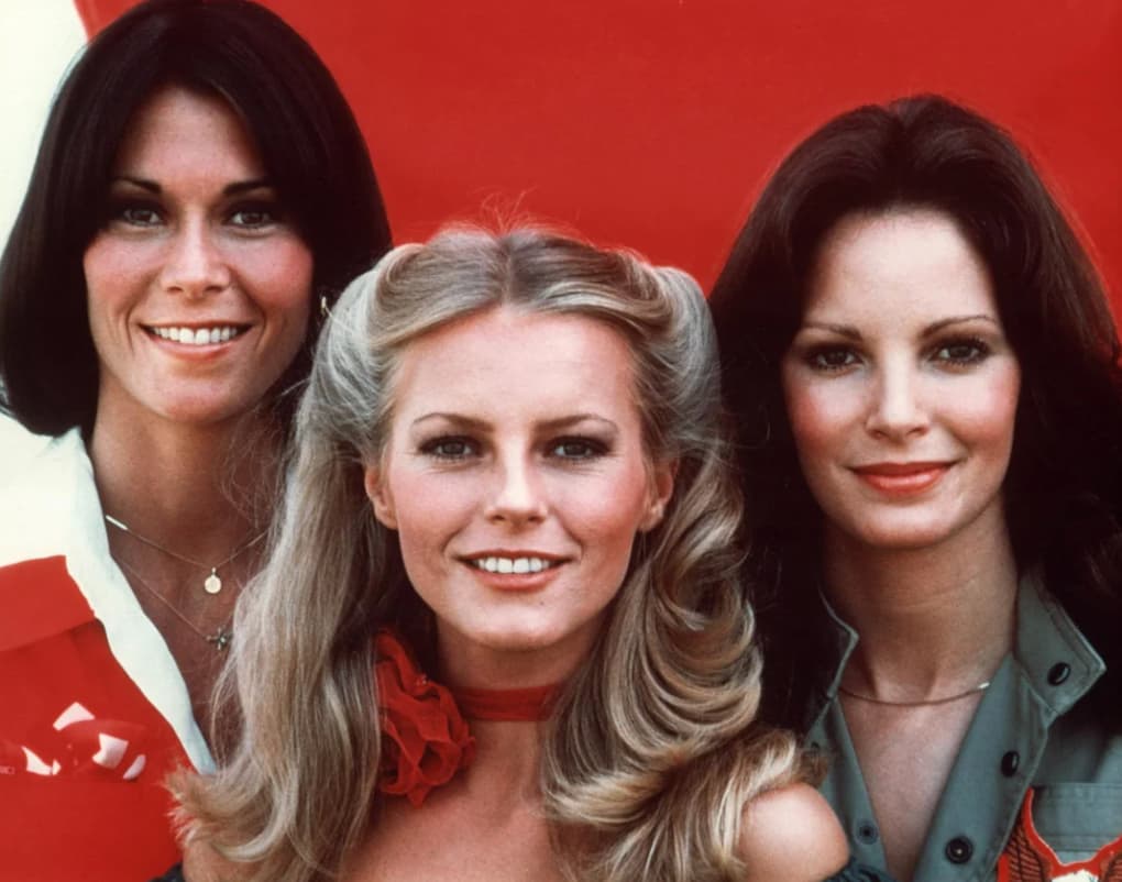 23 Old-School Photos From the Golden Era of 'Charlies Angels' | eBaum's ...