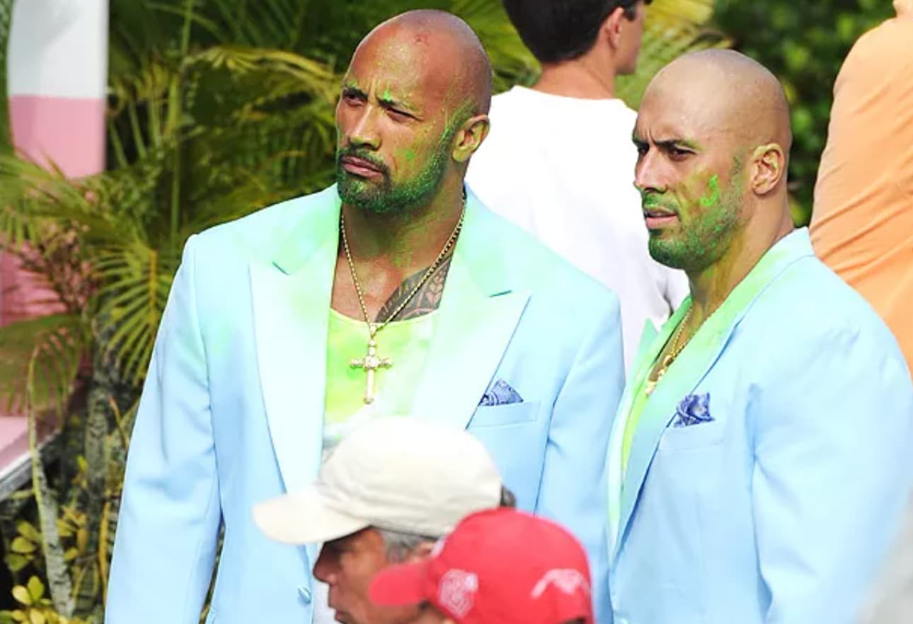 Stars and Their Stunt Doubles On-Set Over the Years | eBaum's World