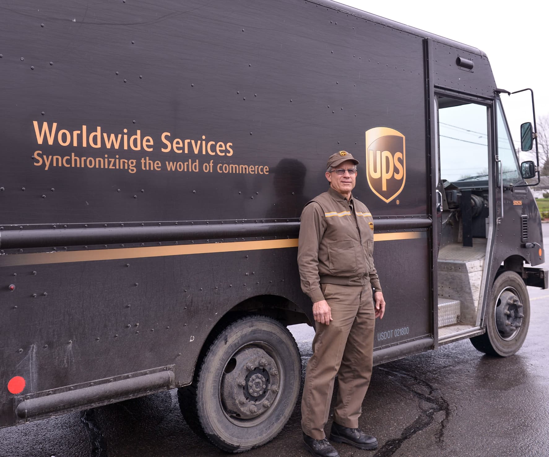 The 20 Most Fashion-Forward UPS Drivers | eBaum's World