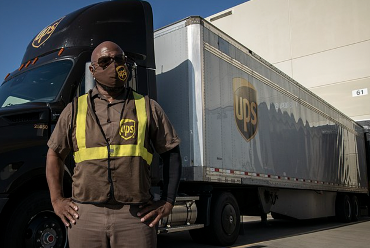 20 UPS Drivers Working Fashion Forward | eBaum's World