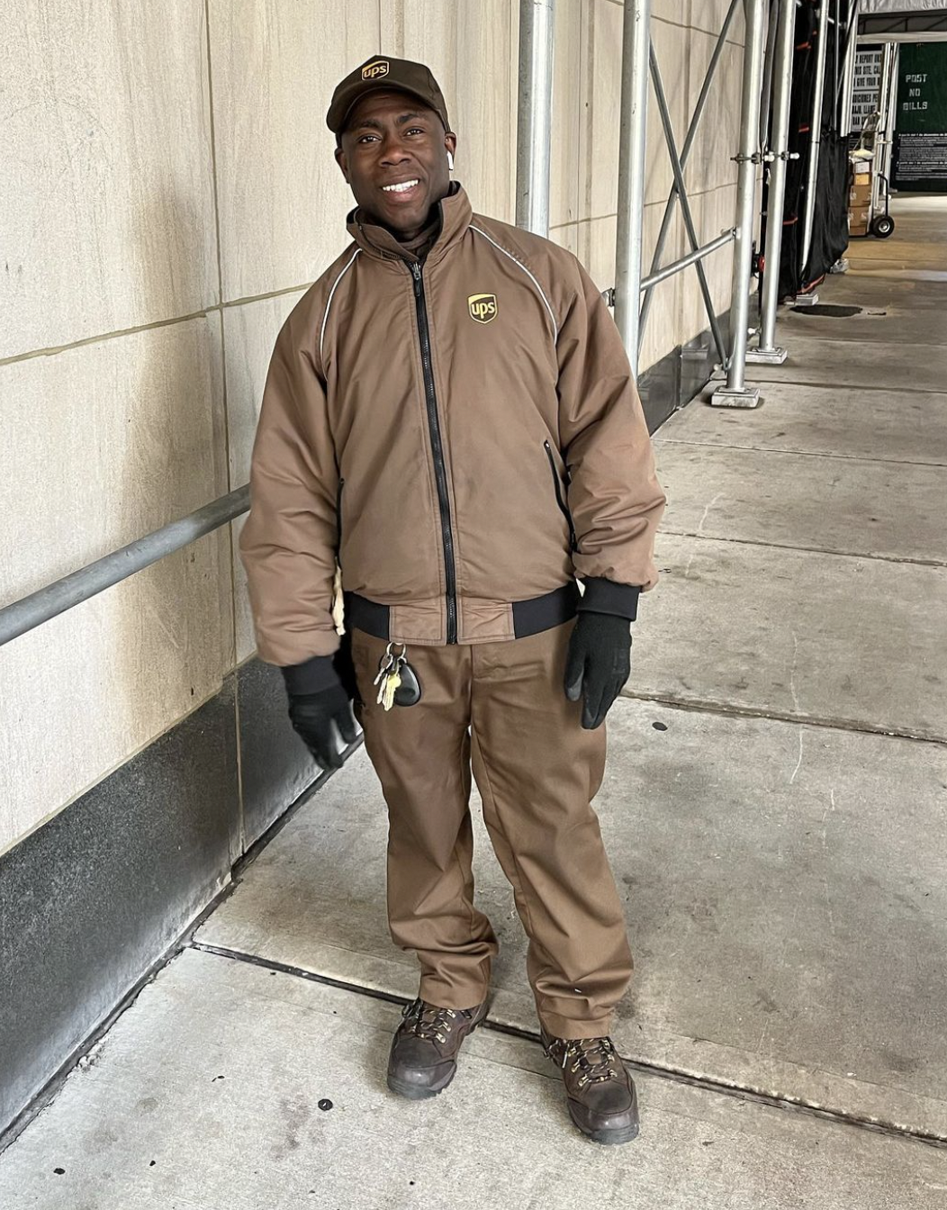 20 UPS Drivers Working Fashion Forward | eBaum's World