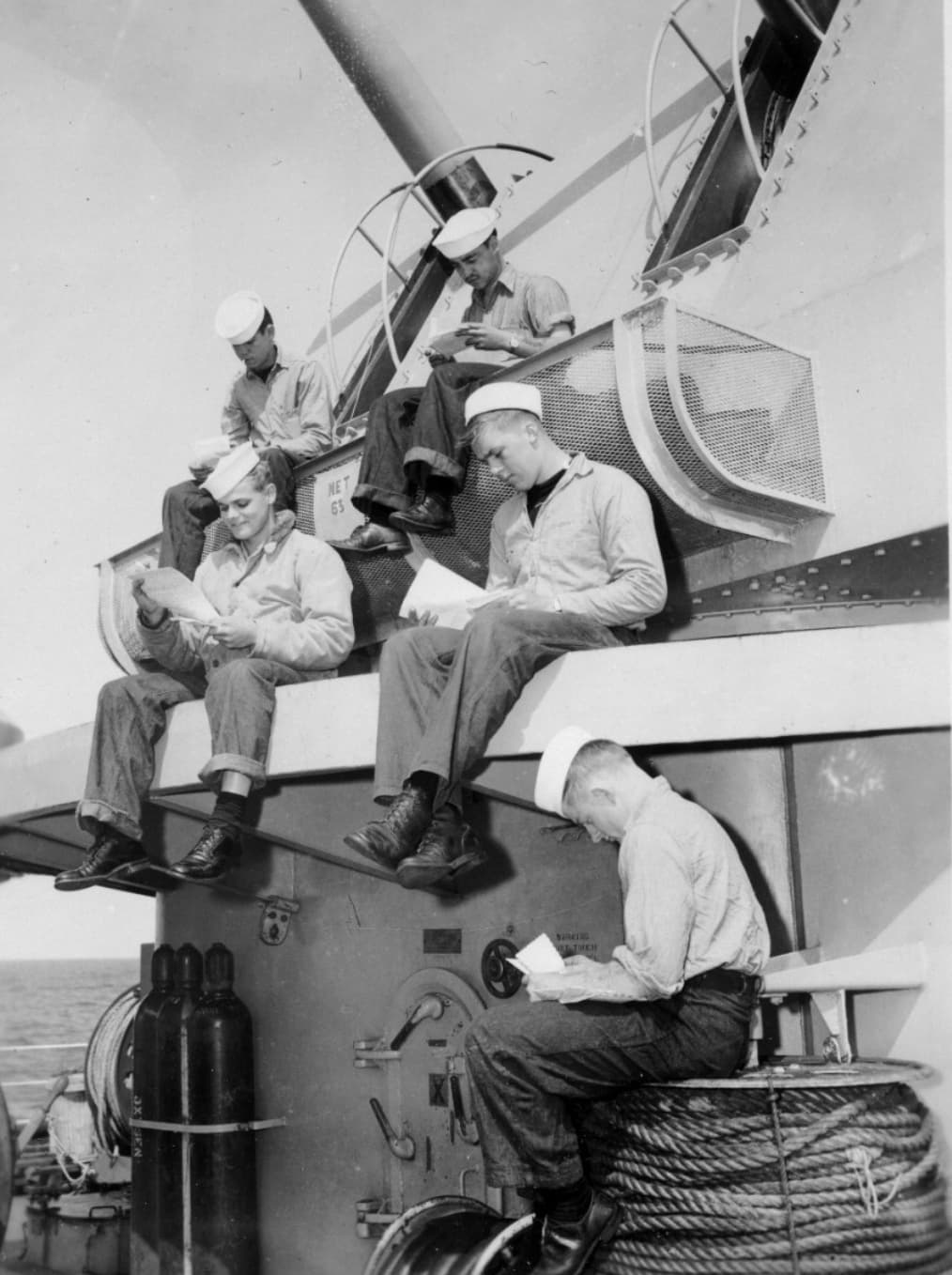 Classic Photos of the Navy, Specifically the Men in It | eBaum's World