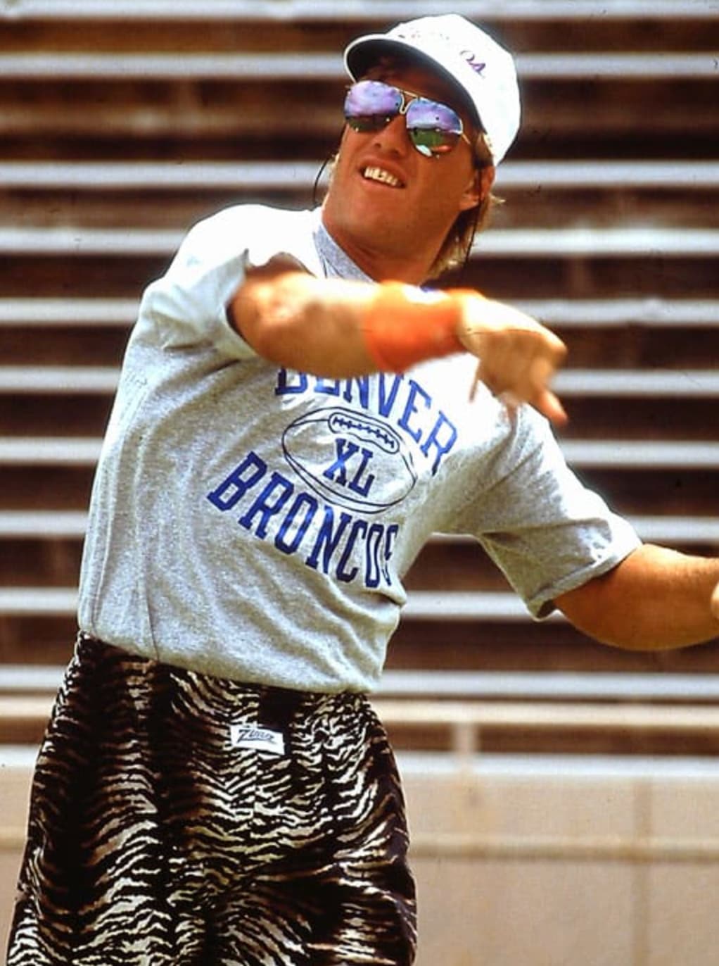 When Fashion Was Chaos: The '90s Zubaz Pants Craze | eBaum's World