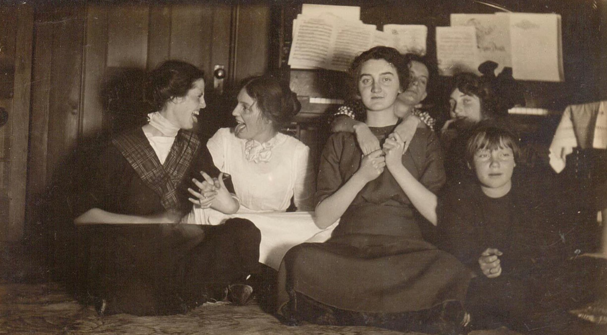 People Have Always Been Silly, As Proven in Old Photos | eBaum's World