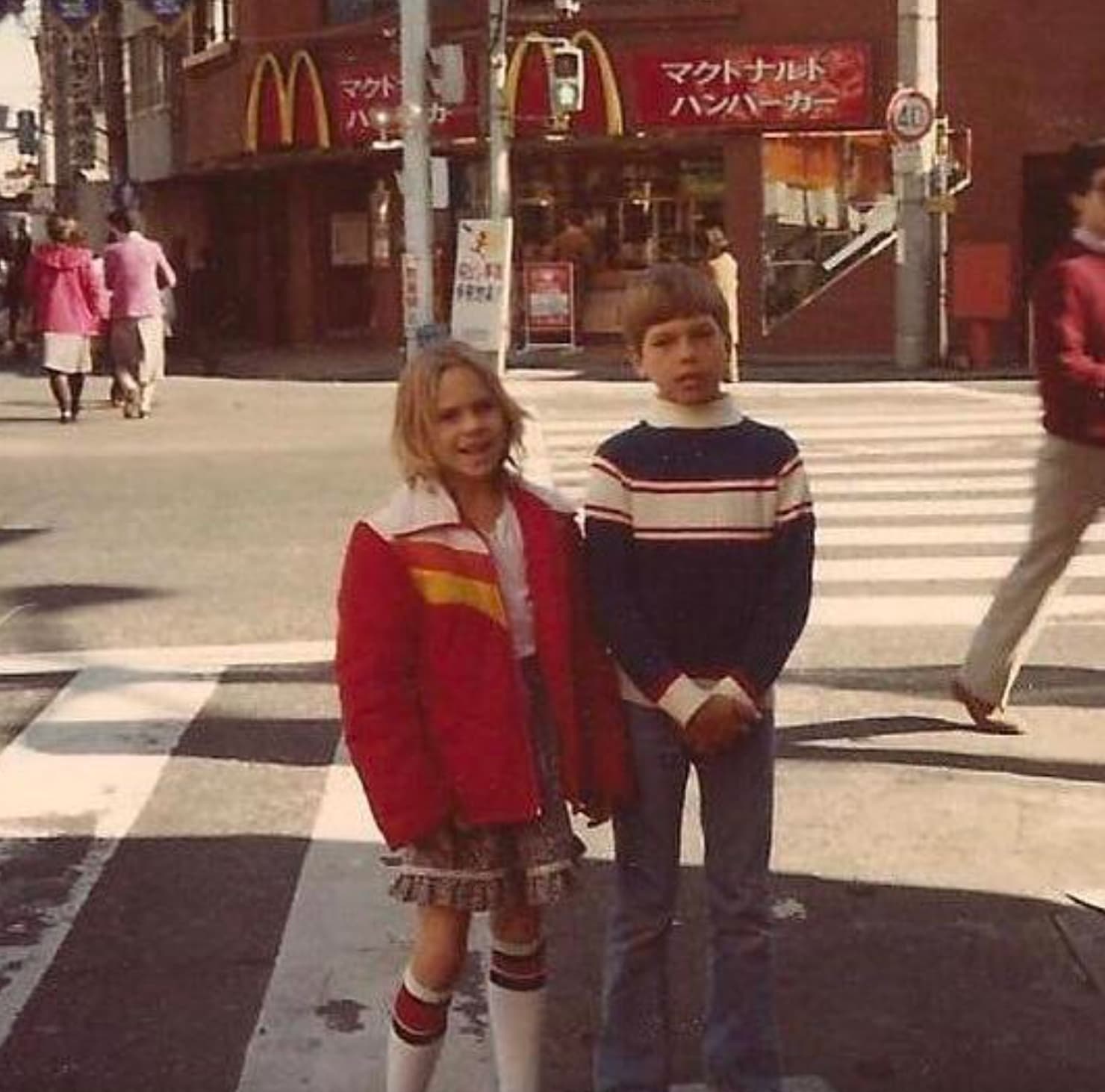 21 Awkward Family Photos That Show What Families Looked Like in the ...