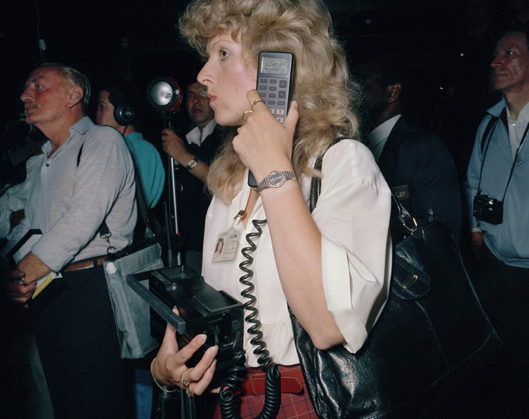 20 Photos That Show What Using Cell Phones in the ’80s & '90s Was Like ...
