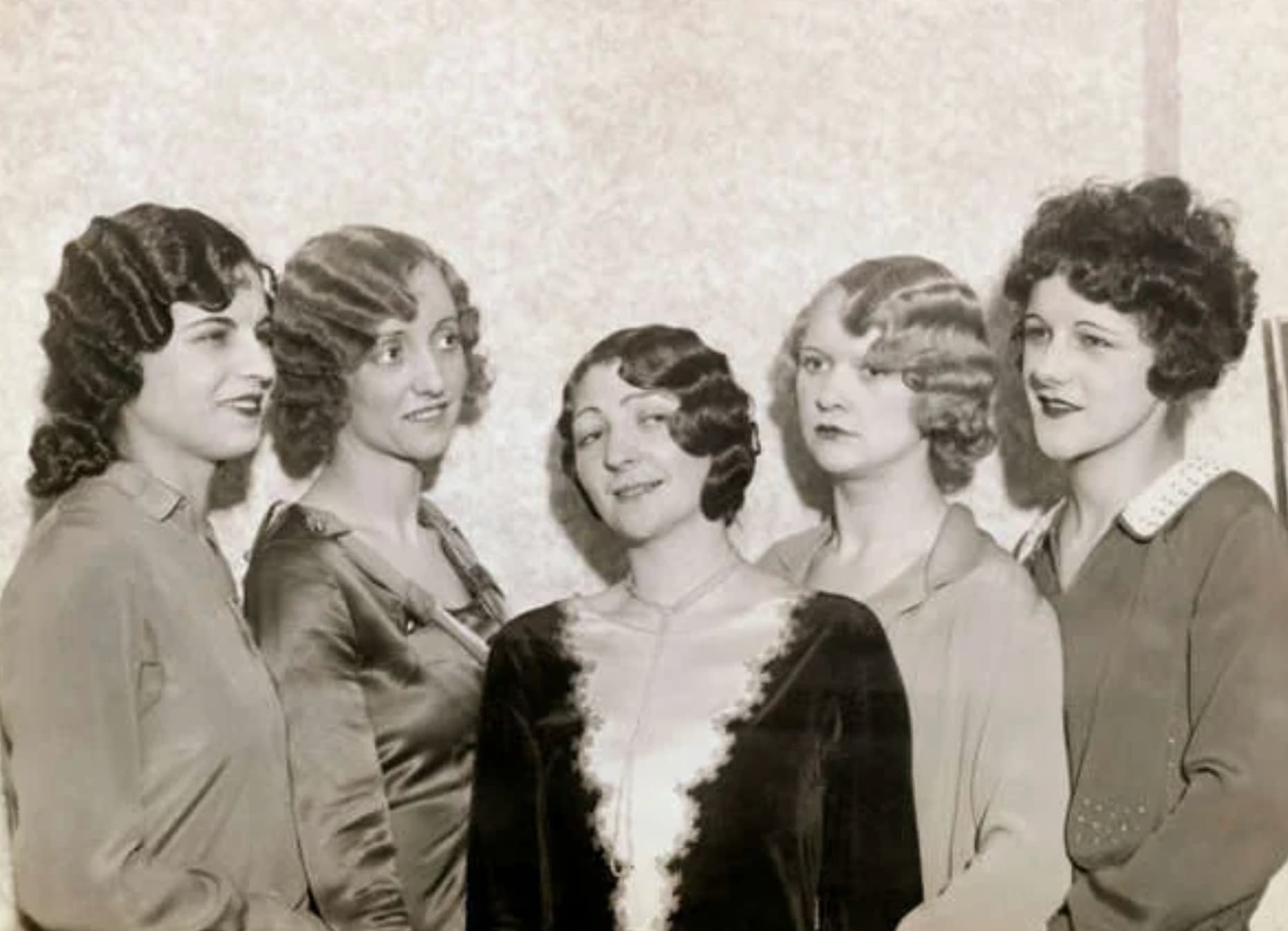 30 Photos of 1920s Flappers to Do the Charleston With | eBaum's World