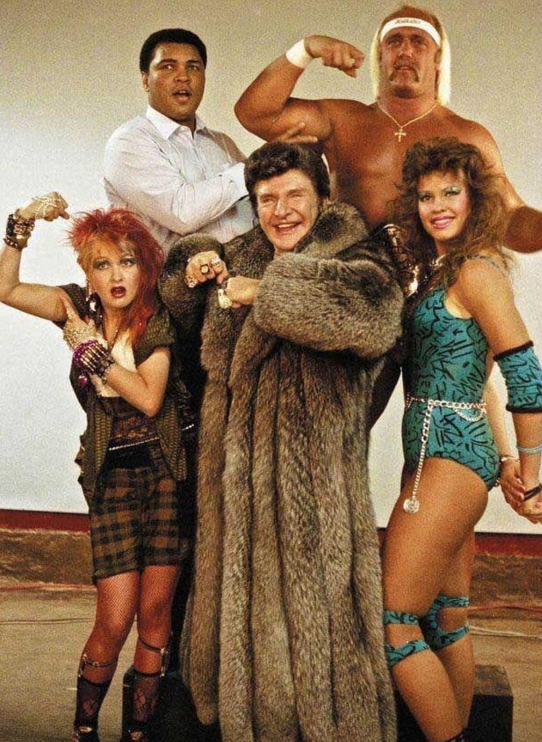 Iconic Photos Remembering the Best Women of the WWE | eBaum's World