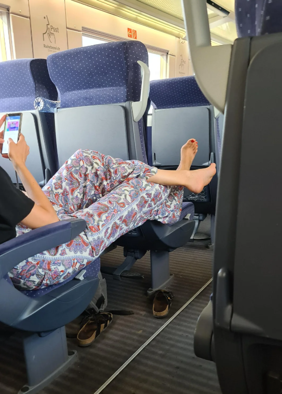 20 Disgusting People Airing Out Their Toes in Public | eBaum's World