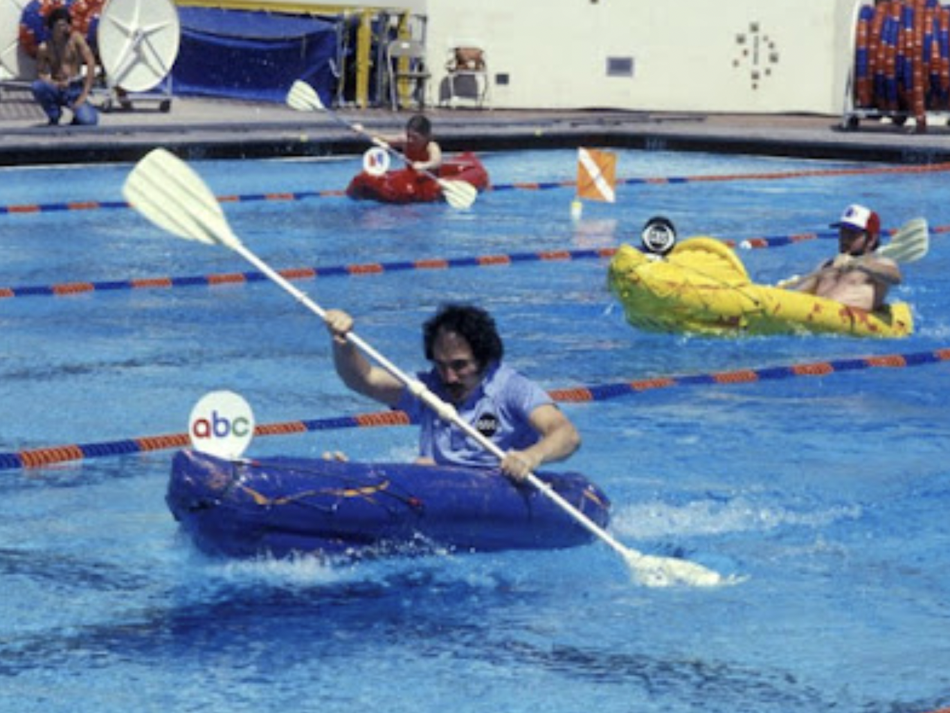 24 Retro Photos from TV's Peak, 'Network Stars Battle' | eBaum's World