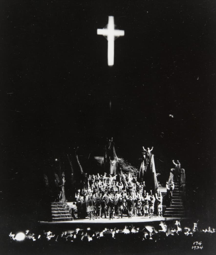 22 Secret Photos From the Vintage Bohemian Grove Cult | eBaum's World