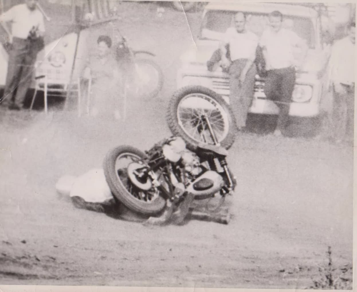 Hit the Deck: 24 Funny Old-Timey Fails and Flounders | eBaum's World