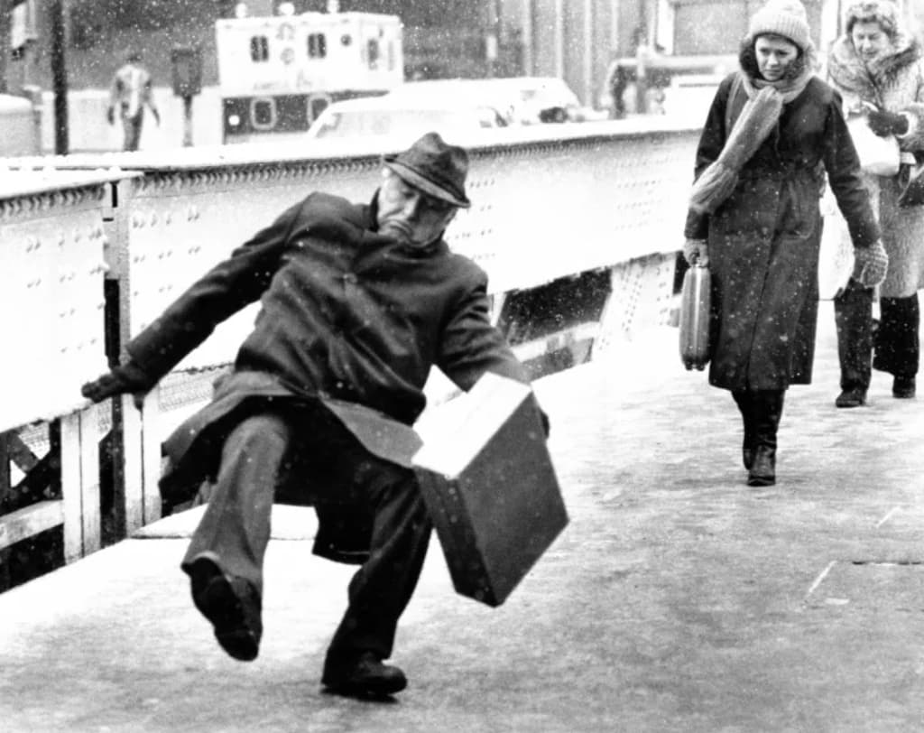 Hit the Deck: 24 Funny Old-Timey Fails and Flounders | eBaum's World