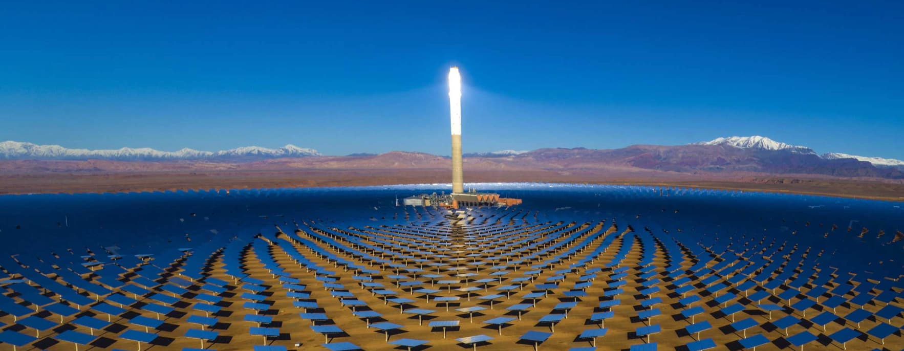 Piping Hot Photos of Our World's Coolest Solar Plants | eBaum's World