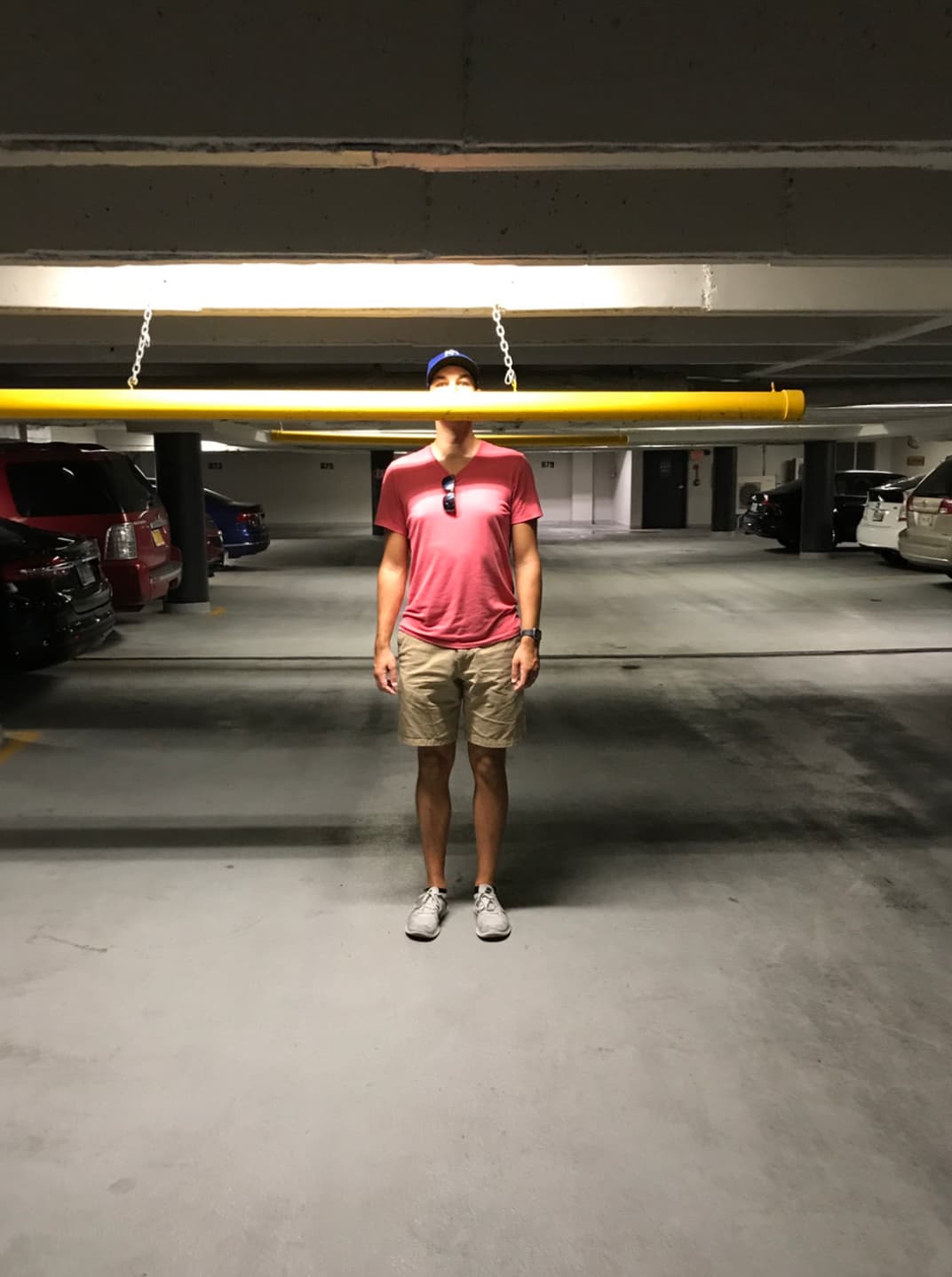 22 Tall People Living in a Small Person's World | eBaum's World