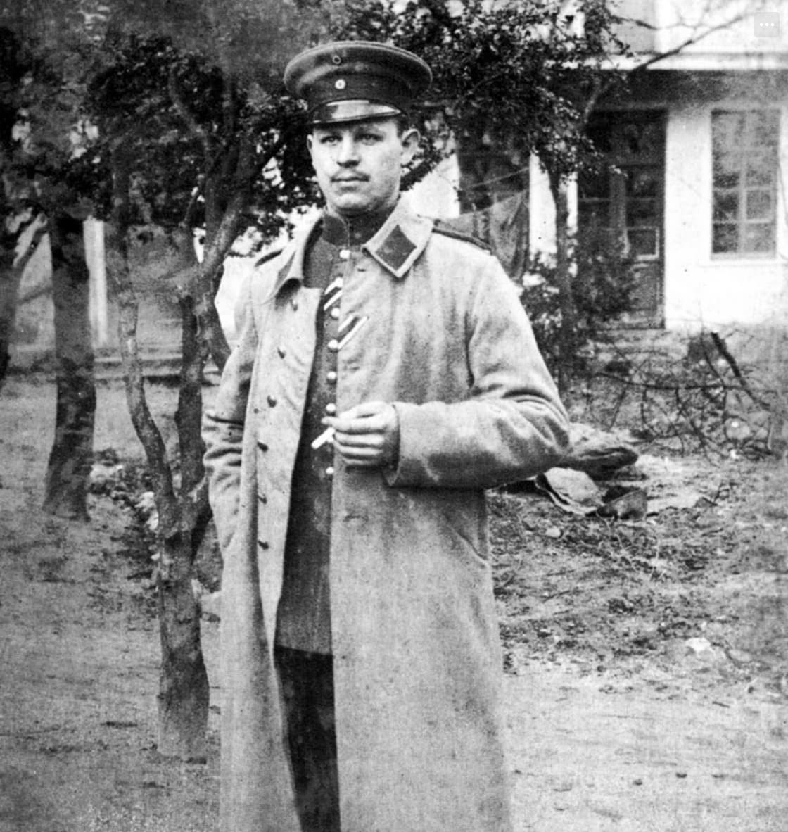 Espionage in Action: 20 Old Photos of Real-Life Spies | eBaum's World