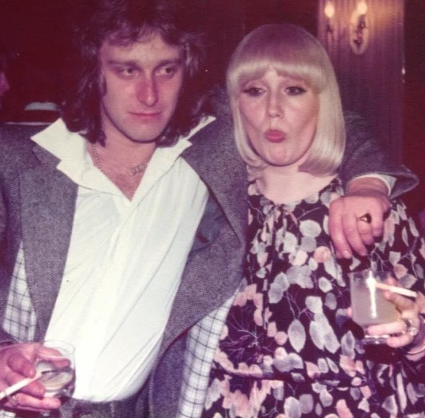Remembering the Fun of a '70s House Party in Photos | eBaum's World