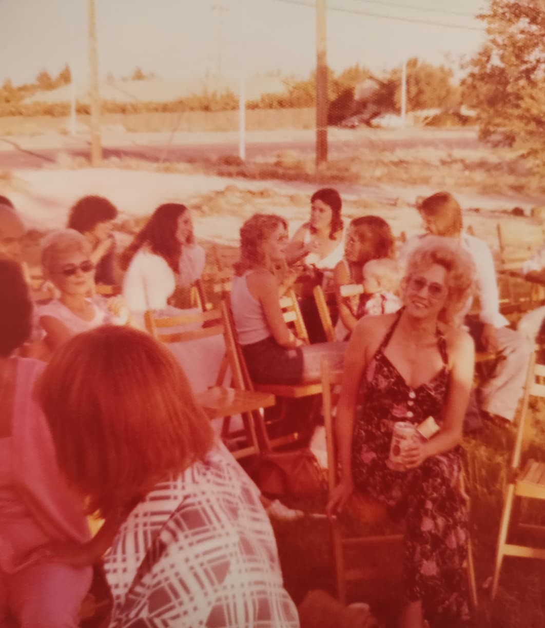 Remembering the Fun of a '70s House Party in Photos | eBaum's World