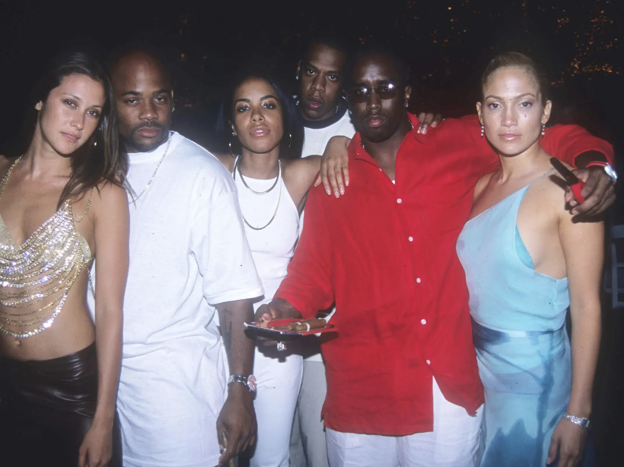 23 Photos From Diddy's Now-Infamous Parties | eBaum's World