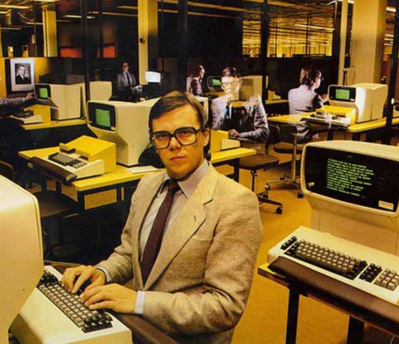 People Working Hard During America's "Me" Decade | eBaum's World