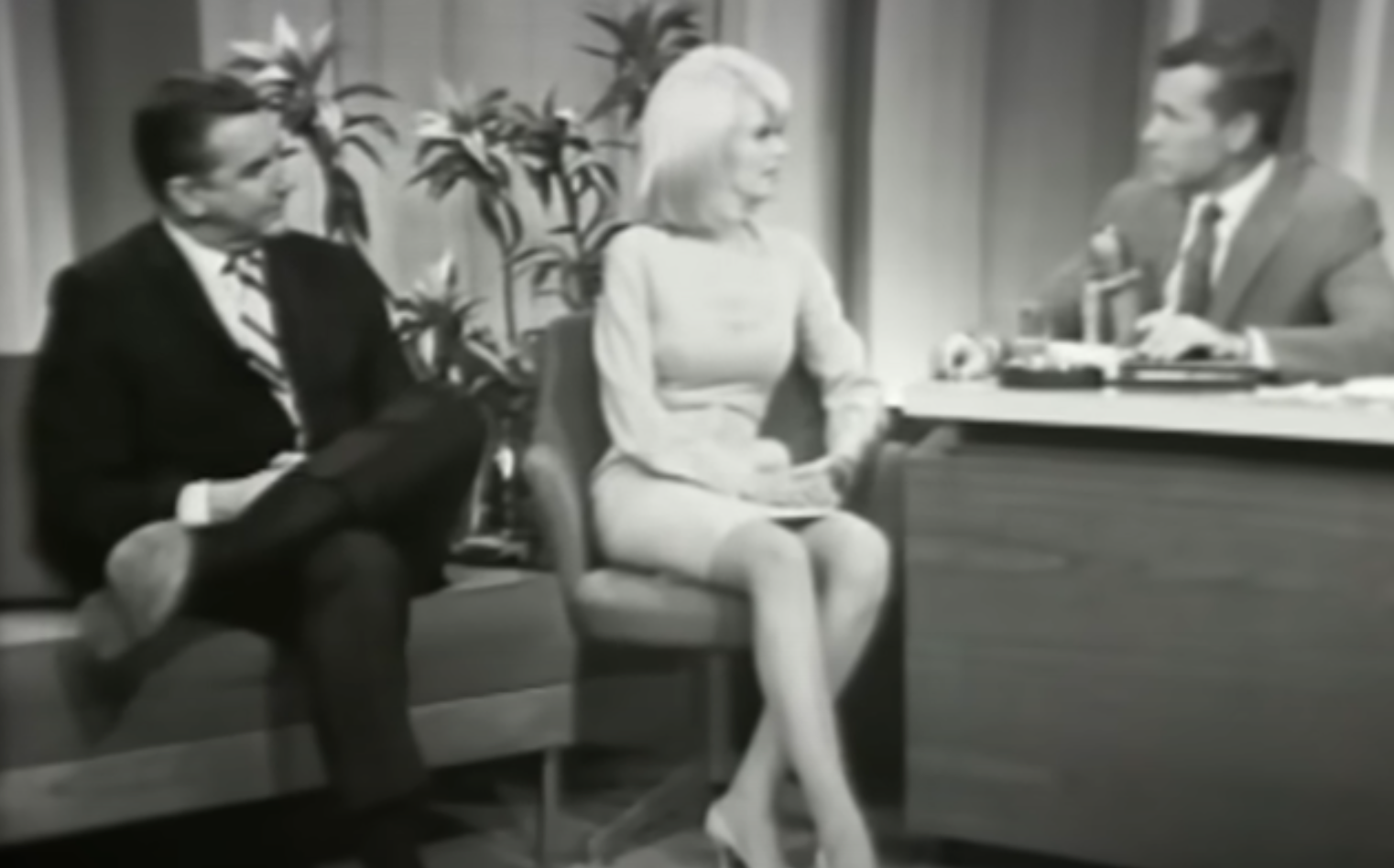 Photos from When Carol Wayne Graced 'The Tonight Show' | eBaum's World