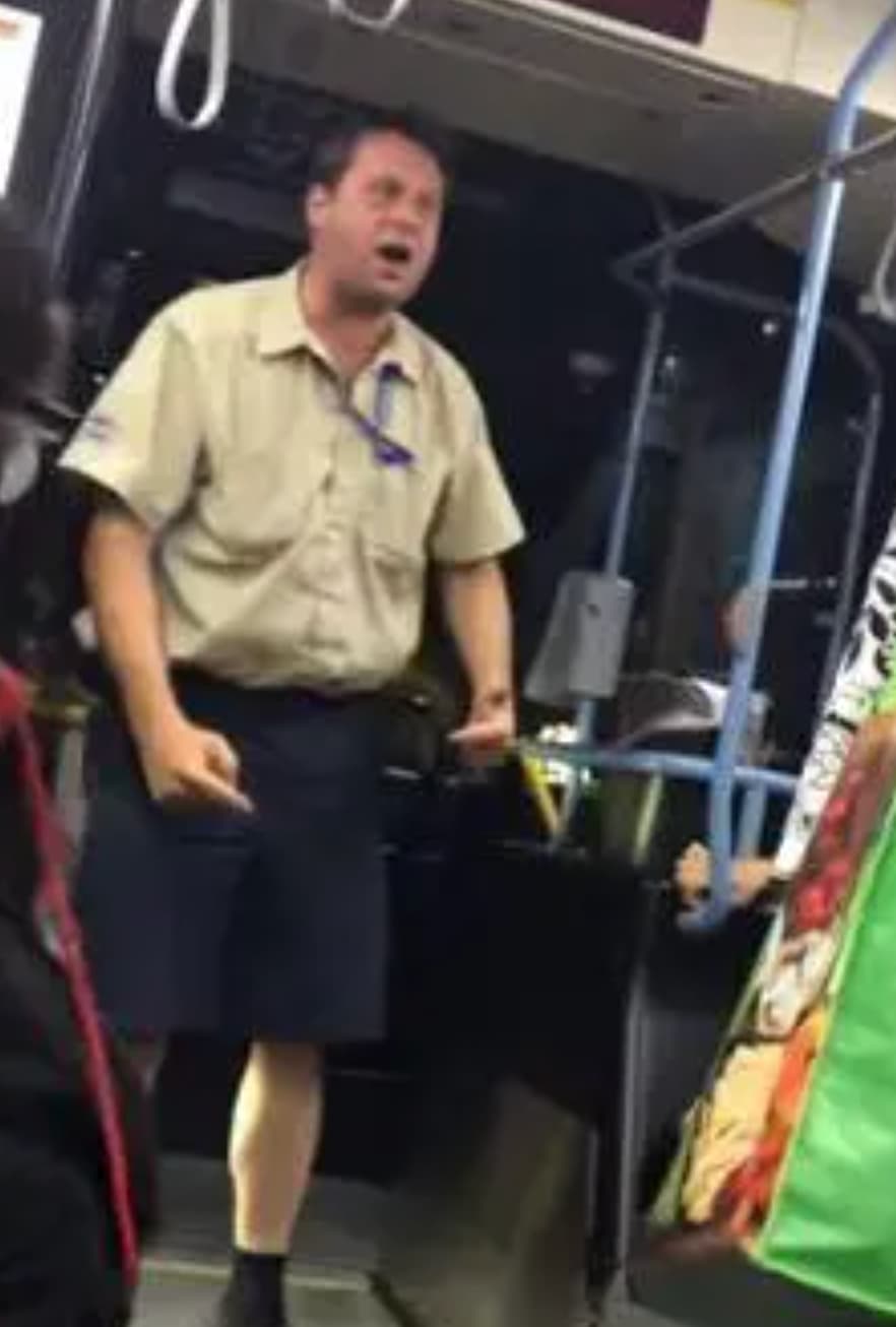 Here Are 15 Pics of Seriously Grumpy Bus Drivers | eBaum's World