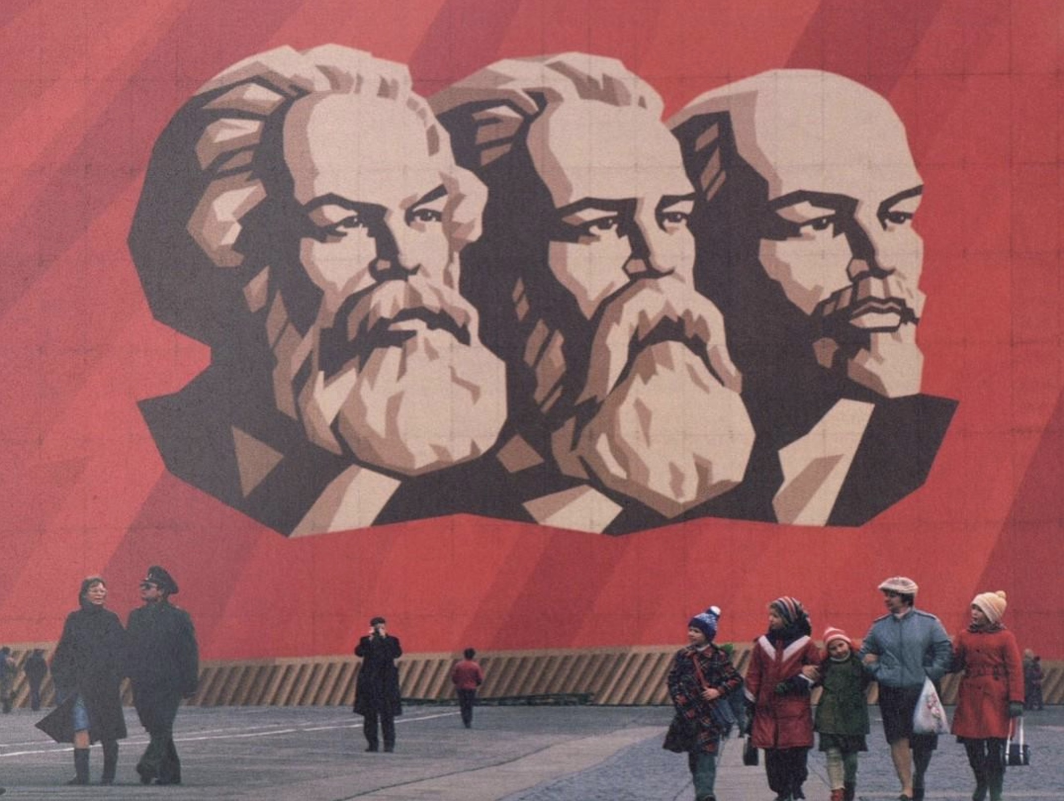 Cool Soviet Photos from the World of Hammer & Sickle | eBaum's World