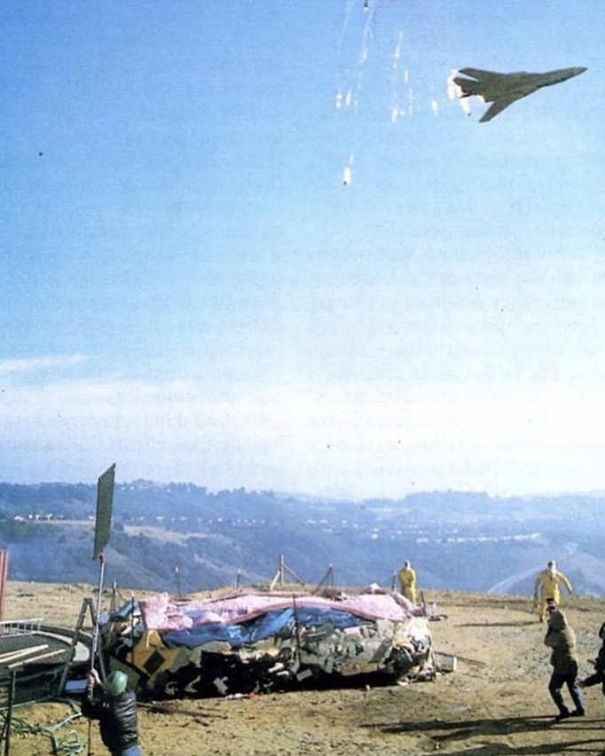 Ace Photos Behind-the-Scenes of the Original ‘Top Gun’ | eBaum's World