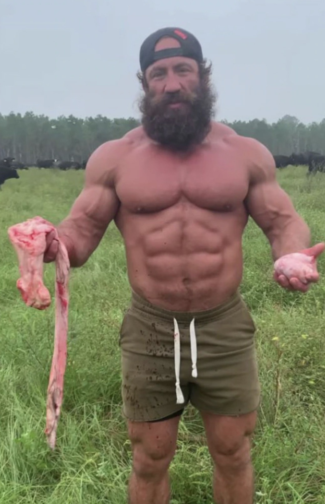 28 Men Proudly Showing Off Their Meat | eBaum's World