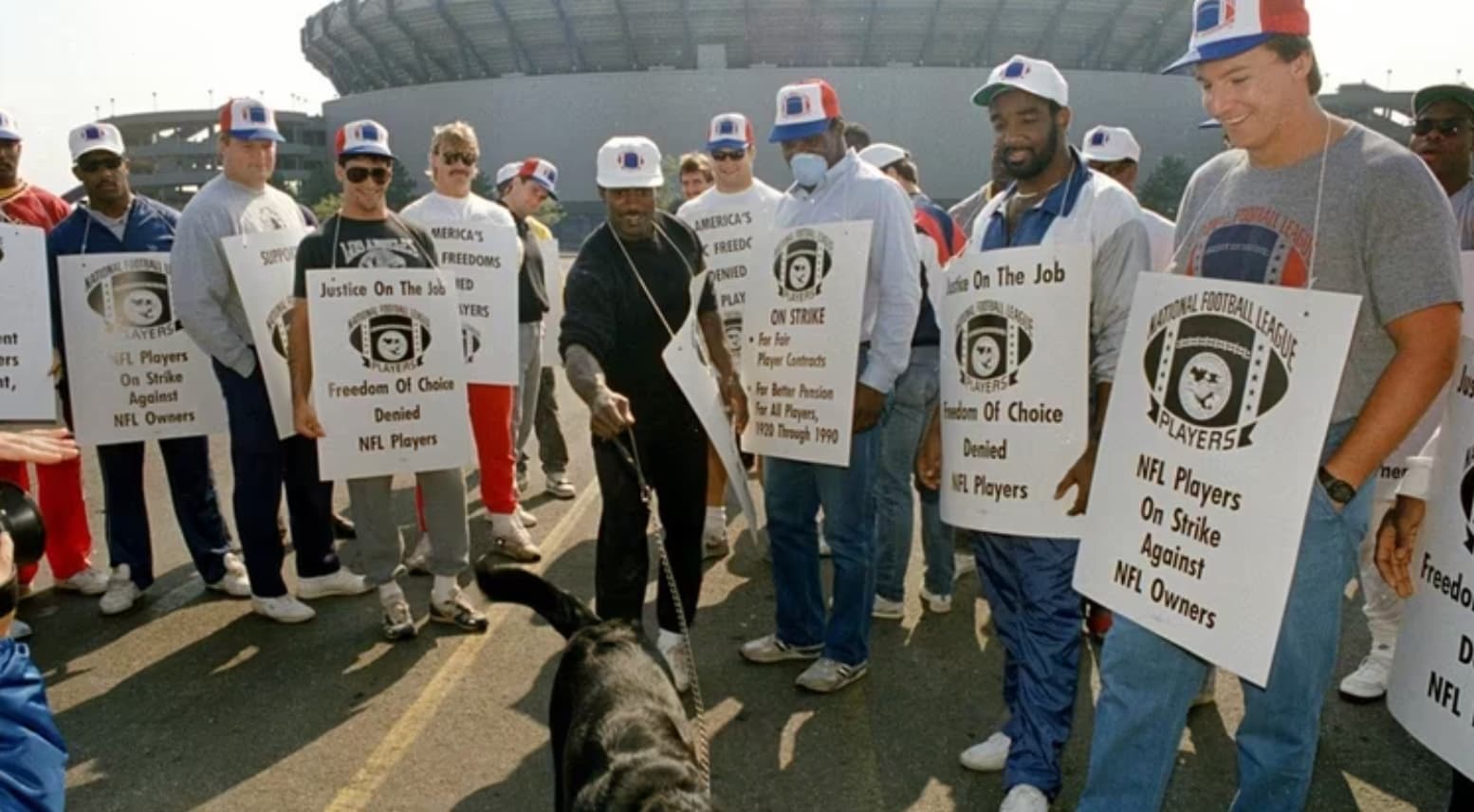 The 1987 NFL Strike Remembered in Photos, Not Football | eBaum's World