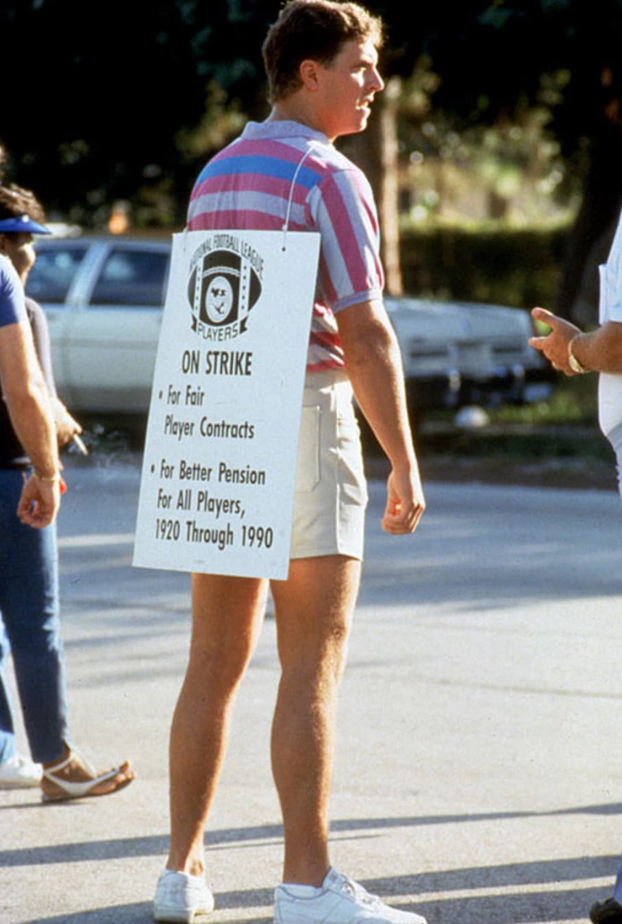 The 1987 NFL Strike Remembered in Photos, Not Football | eBaum's World