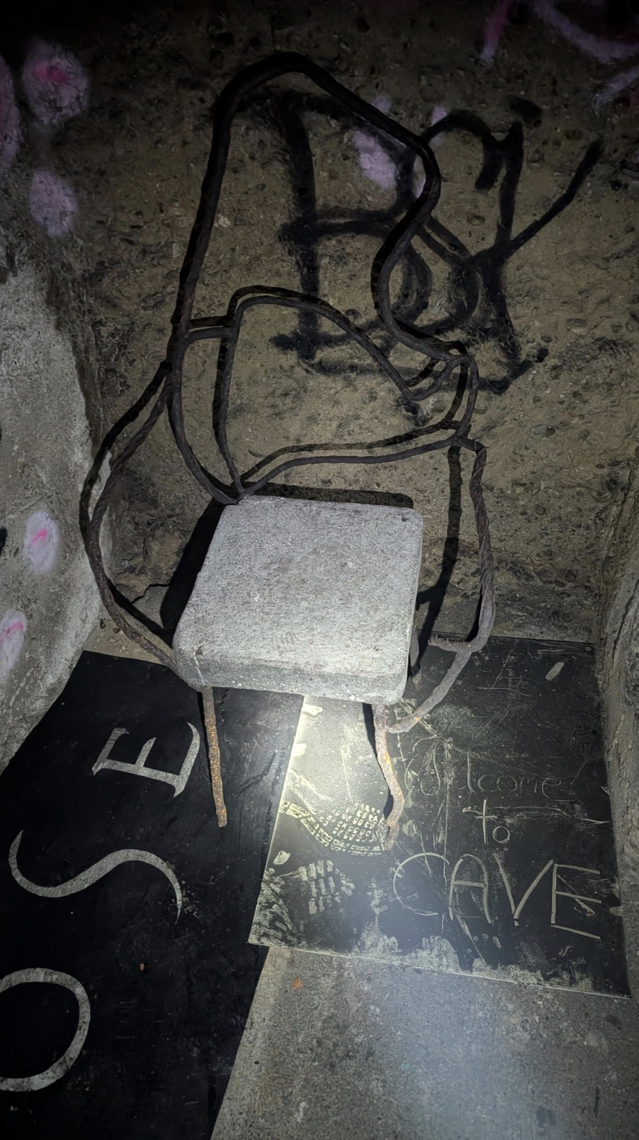 45 Late-Night Cursed Pics to Stay Up With | eBaum's World