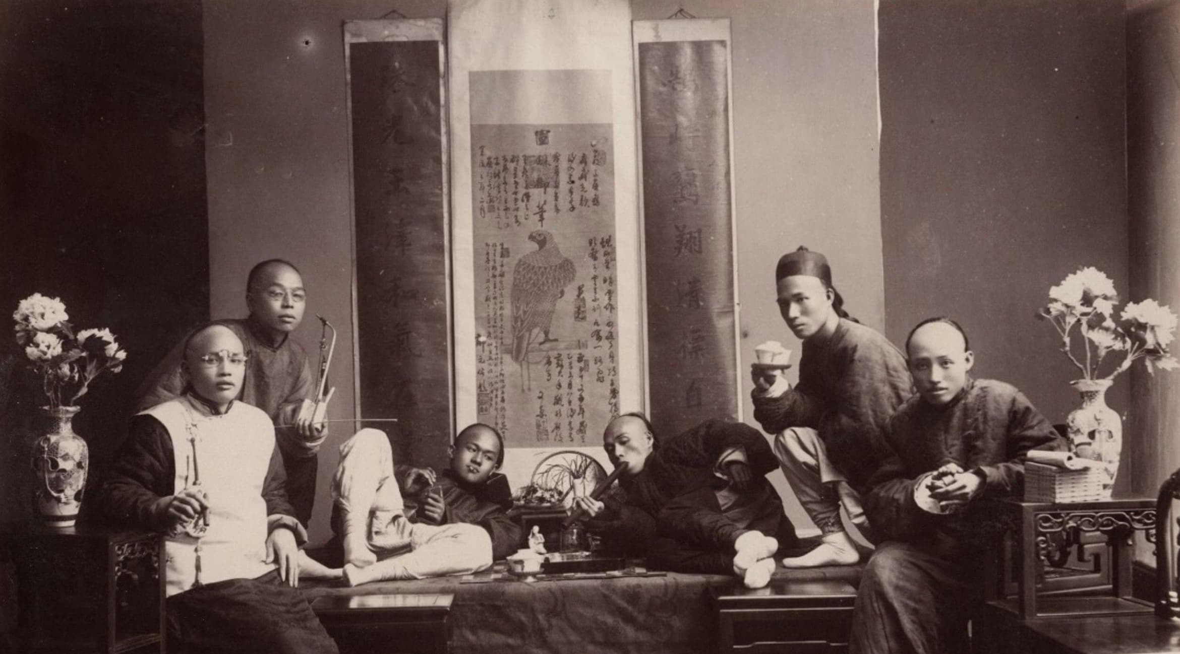 23 Vintage Photos of People Getting Zooted in Opium Dens | eBaum's World