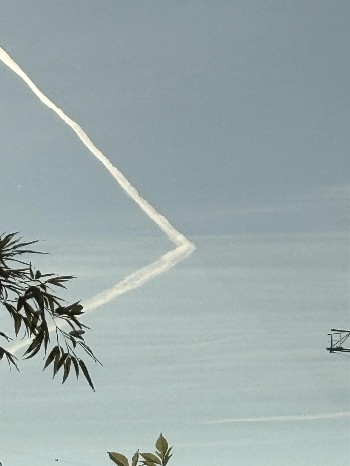 38 Photos Showing Glitches in Our Simulation of Life | eBaum's World