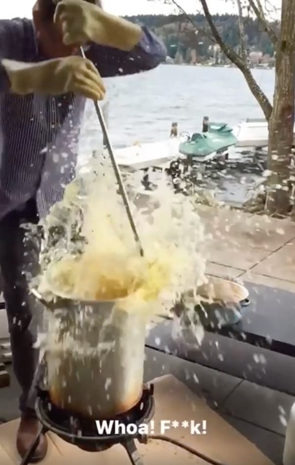 18 More People Who Tried and Failed to Deep Fry Their Thanksgiving ...