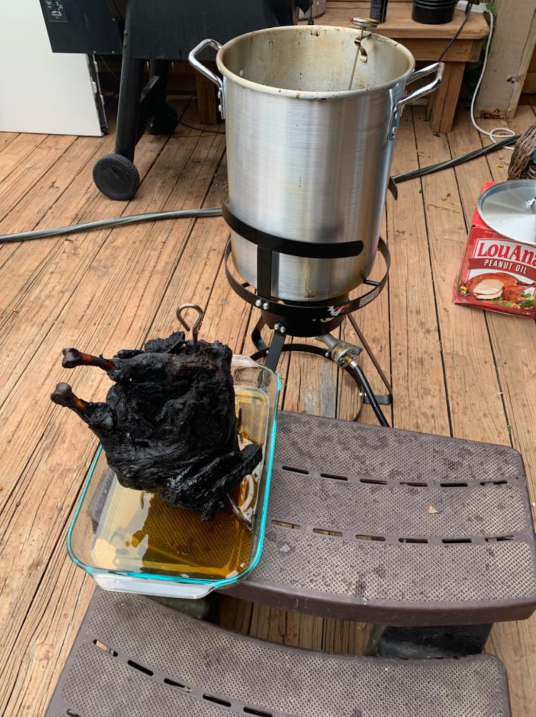 18 More People Who Tried and Failed to Deep Fry Their Thanksgiving ...