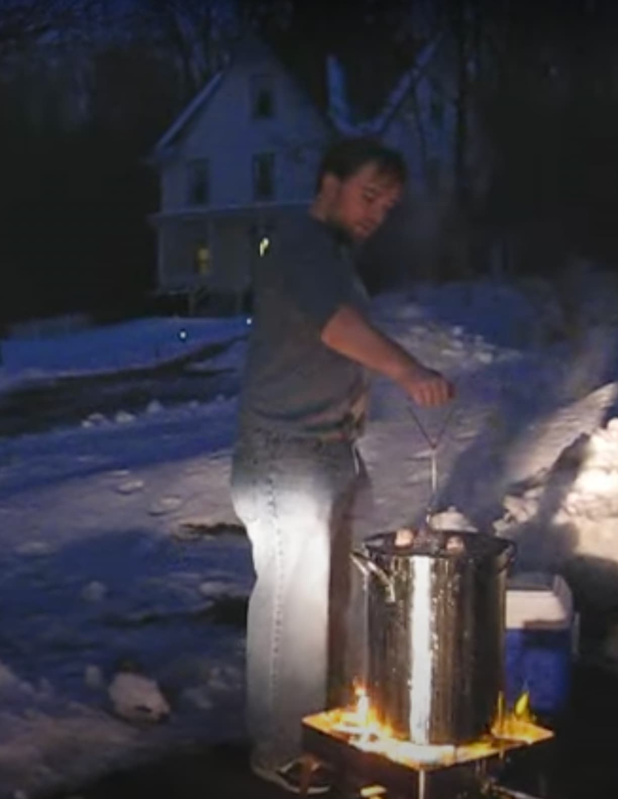 18 More People Who Tried and Failed to Deep Fry Their Thanksgiving ...