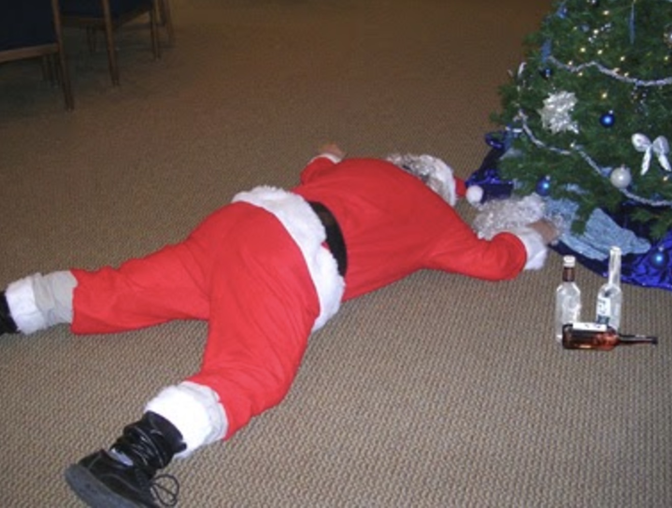 50 Santas Whose Laps No One Should Sit On | eBaum's World