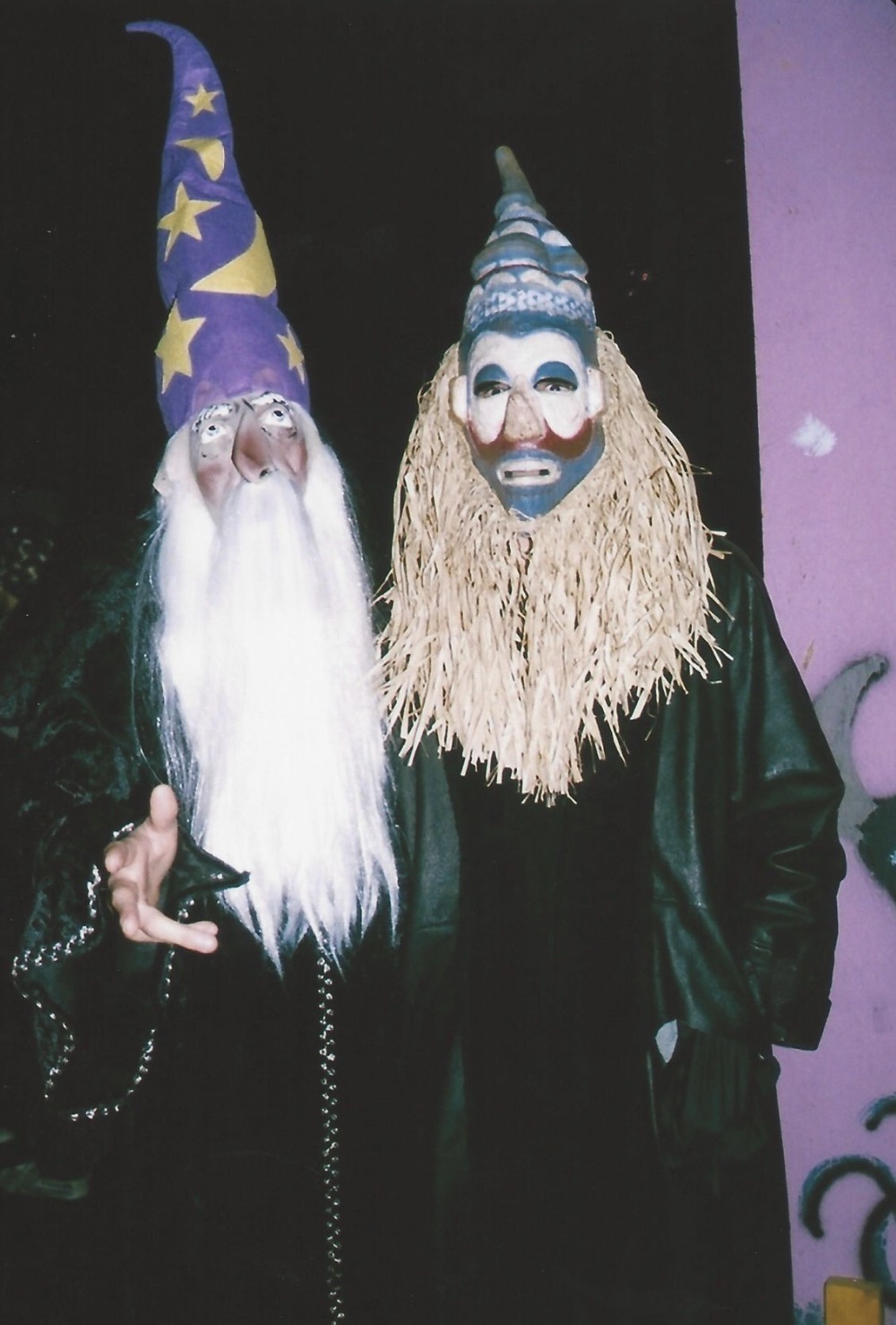 28 Real-Life Wizards Bringing Magic to the Modern World | eBaum's World