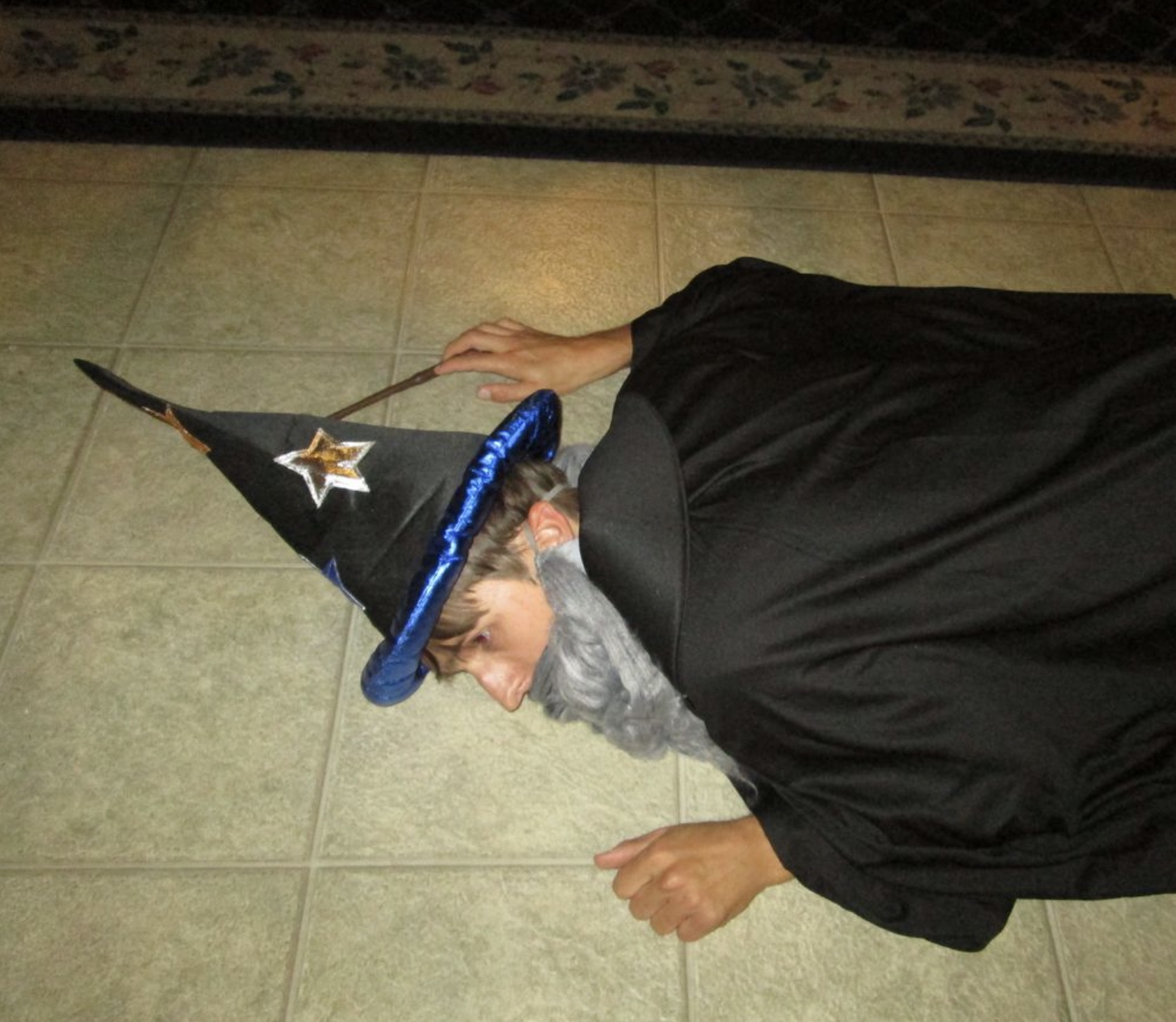 28 Real-Life Wizards Bringing Magic to the Modern World | eBaum's World