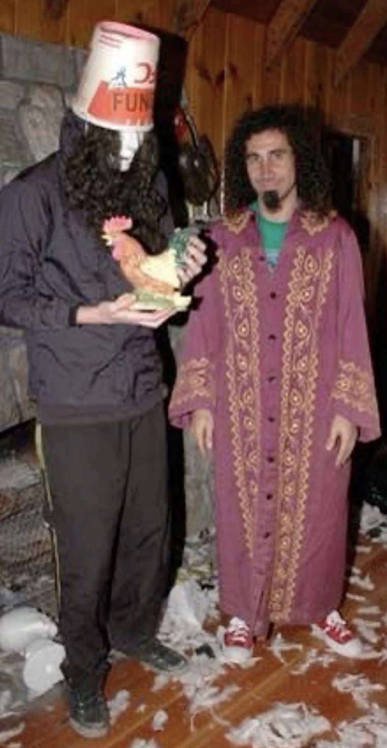 28 Real-Life Wizards Bringing Magic to the Modern World | eBaum's World