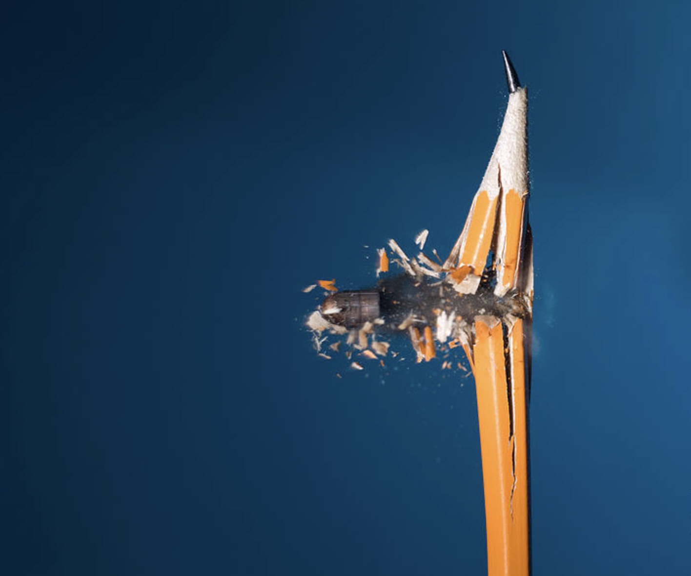 23 Freeze Frame Photos of Bullets Going Through Things | eBaum's World