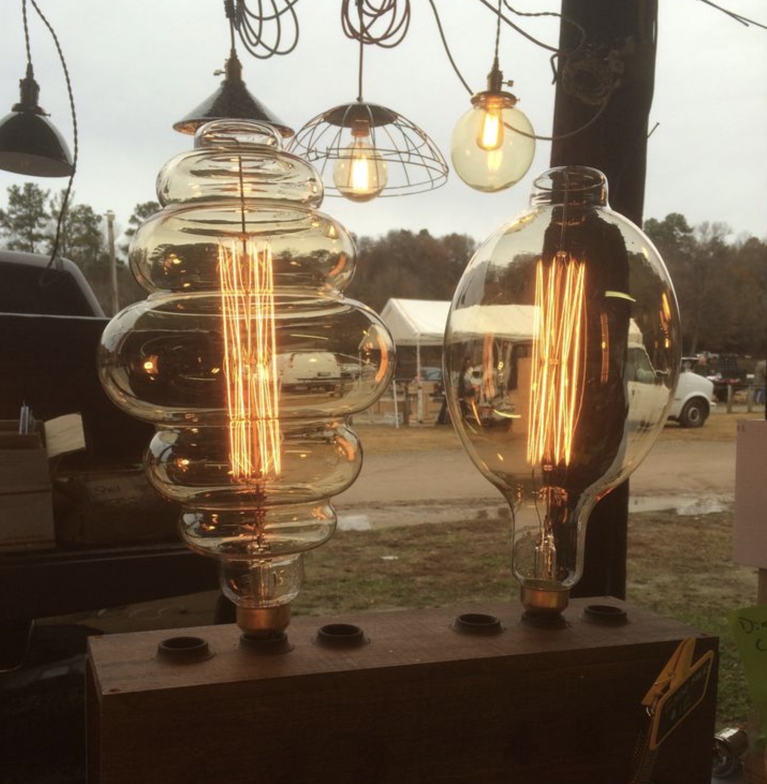 32 Illuminating Photos of Super-Sized Versions of Lightbulbs | eBaum's ...
