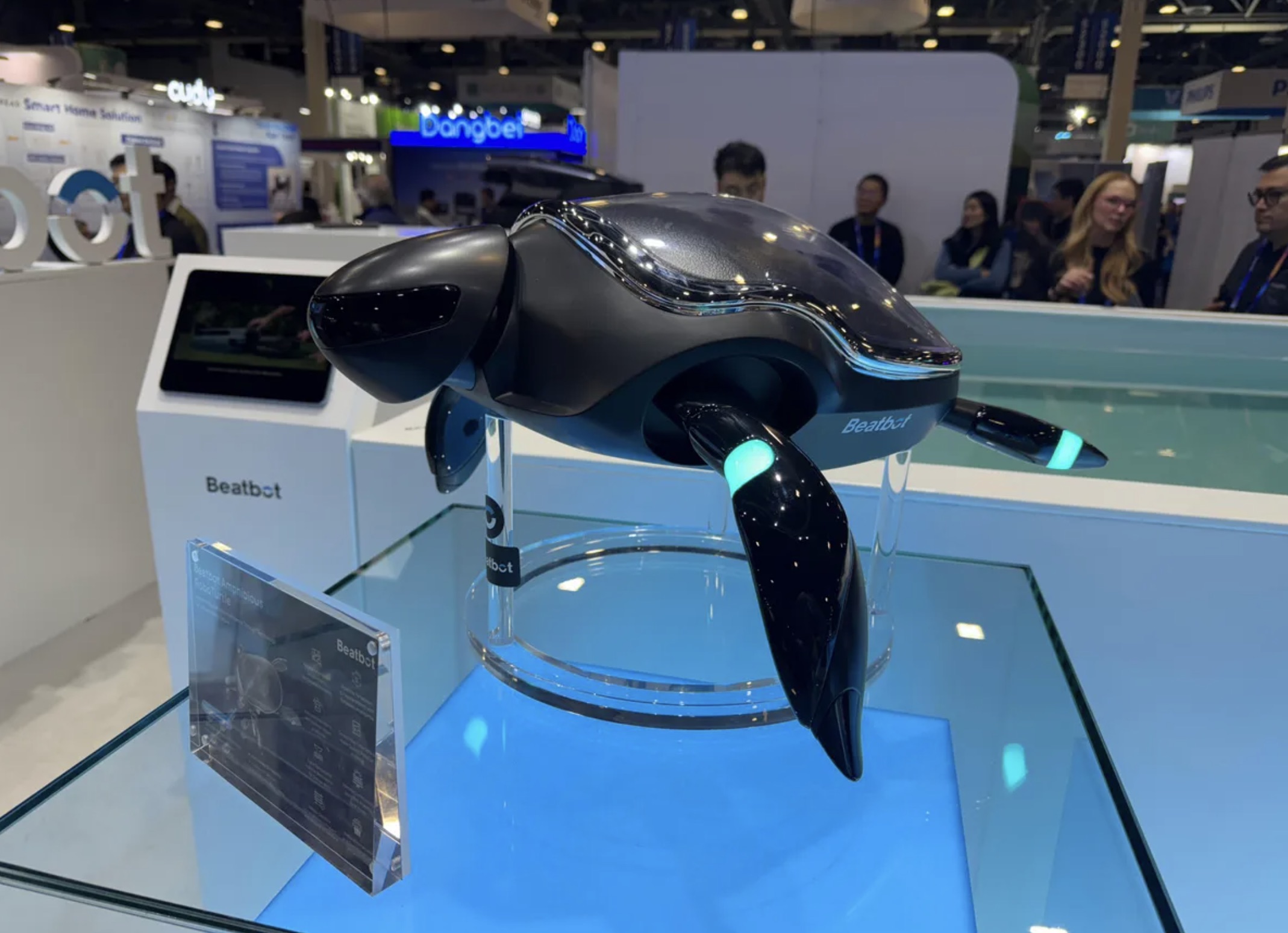 The Highlights and Lowlights of CES 2025 | eBaum's World