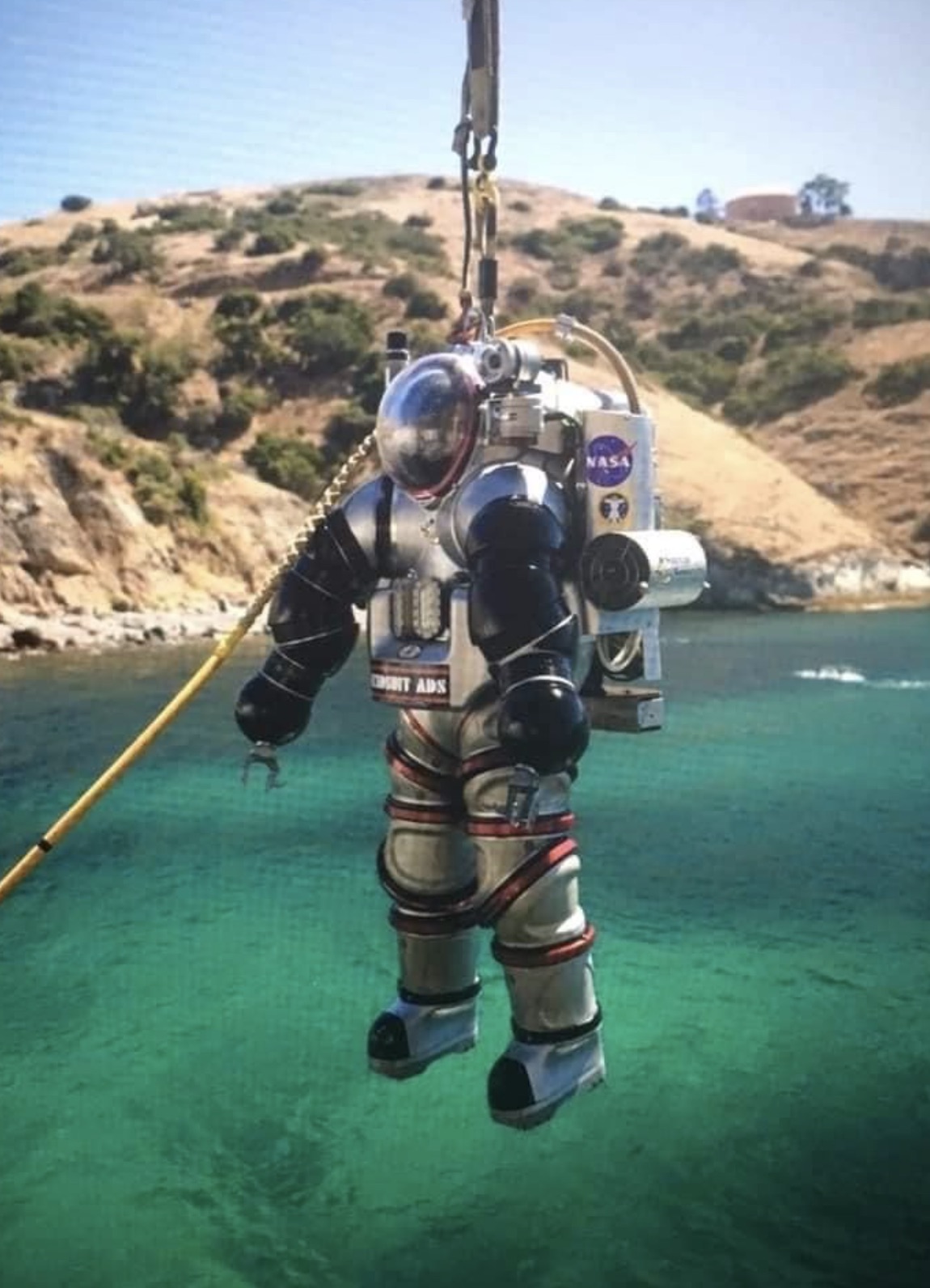 Cool Scuba Tech That Looks Fit for the Space Force | eBaum's World